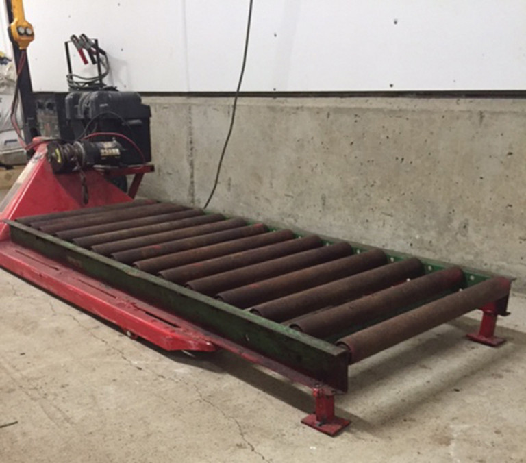 Great ideas for lifting hogs recognized - Grainews