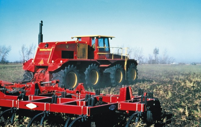 Versatile rebuilds eight-wheel-drive tractor, Big Roy