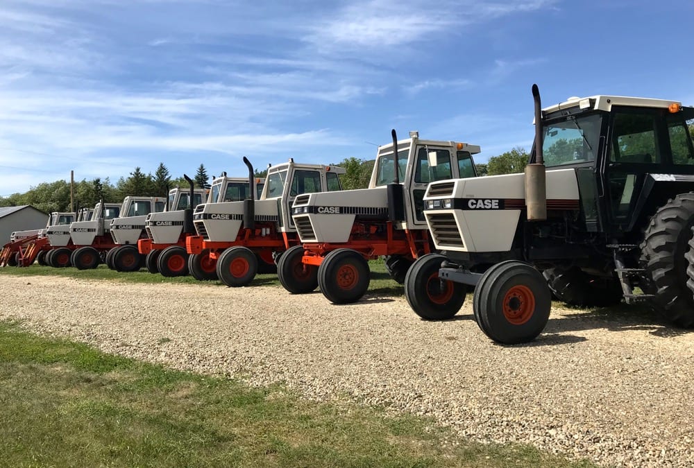VIDEO: Cheaper by the dozen? Farmer runs a fleet of 90 Series CASE tractors