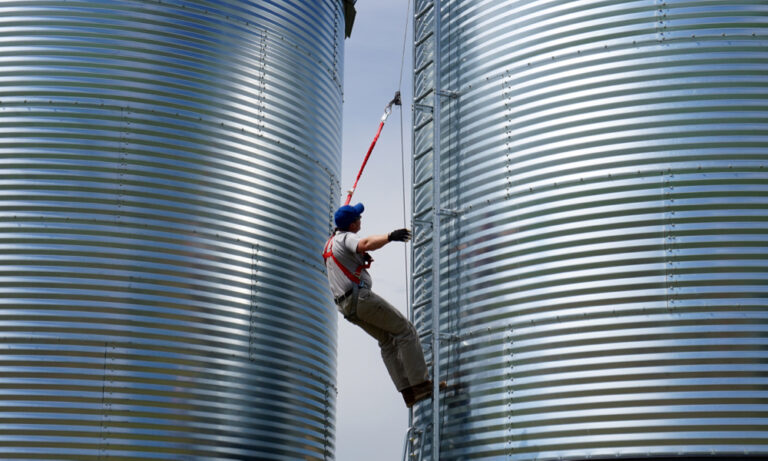 Bin fall prevention equipment options and six top safety tips - Grainews