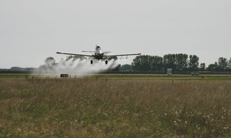 Ten tips for spraying in windy conditions - Grainews