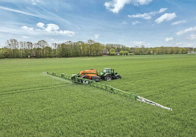 Farm-built sprayer tender trailer - Grainews