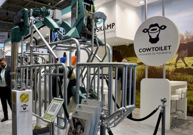 New European barn technology showcased - Grainews