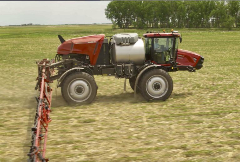 Getting under the skin of the 50 series Patriot sprayers - Grainews