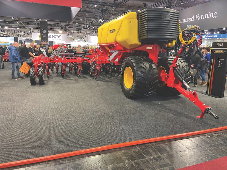 New Vaderstad drill shows integration with Seed Hawk - Grainews