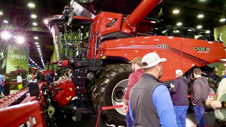 Combines launch into the spotlight at National Farm Machinery Show ...
