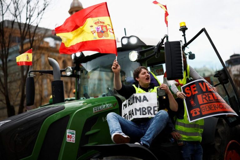 Farmers protest across Europe, press ministers to act - Grainews
