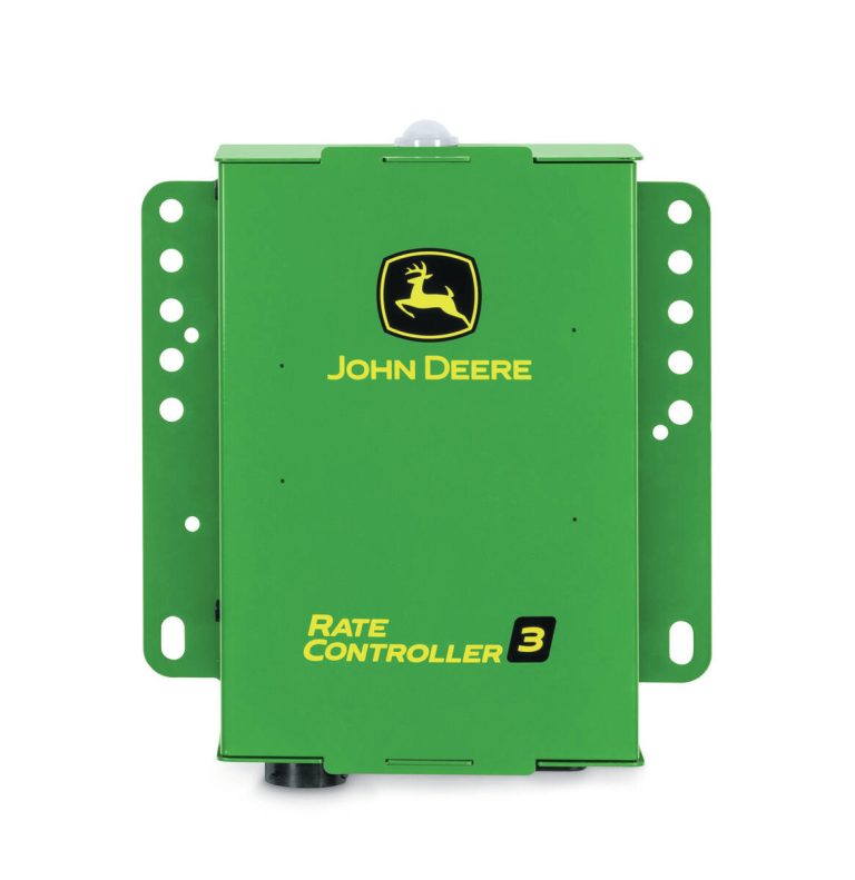 John Deere unveils combine and sprayer updates for 2026 - Grainews