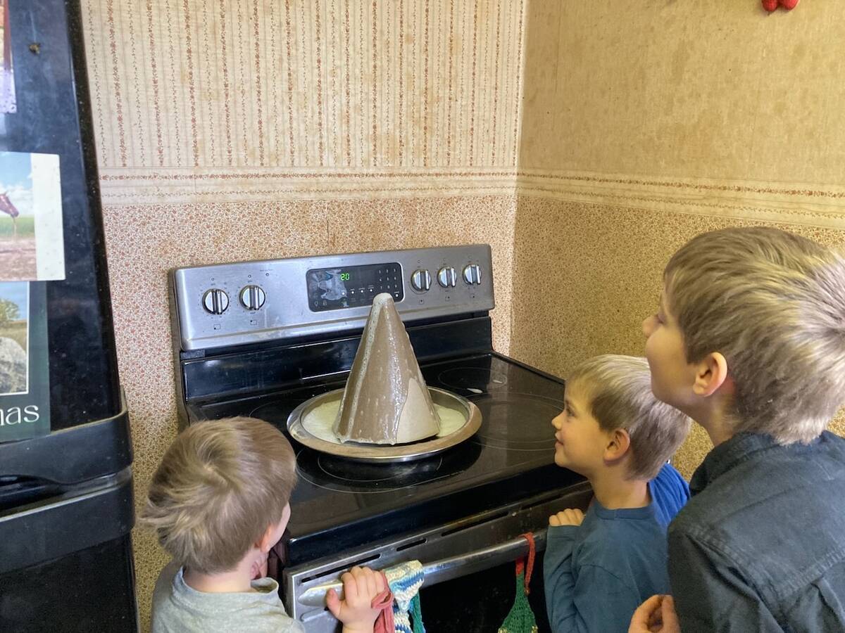 Fall clean-up and bringing animals home at the Eppich ranch - Grainews